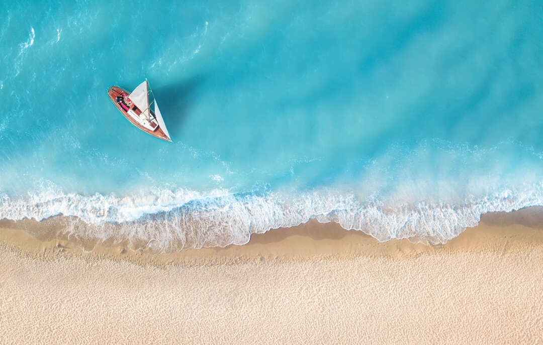 1,200+ Travel Agency Names You'll Love - Nichehacks